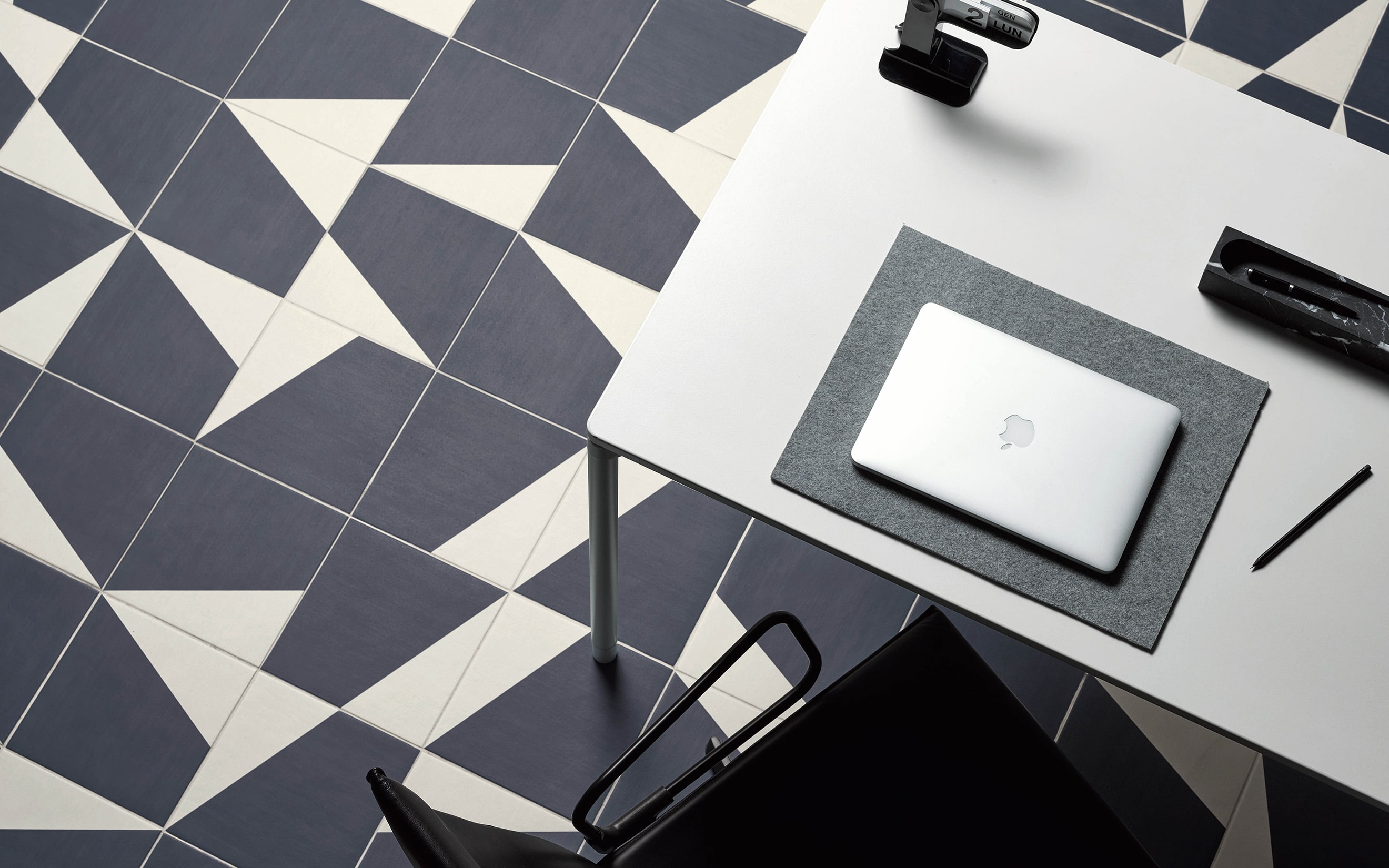 Puzzle by Barber & Osgerby | Design Tiles | Mutina