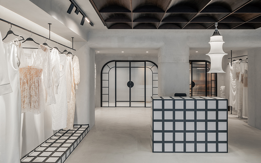 Diana Qerimi Showroom | Mutina