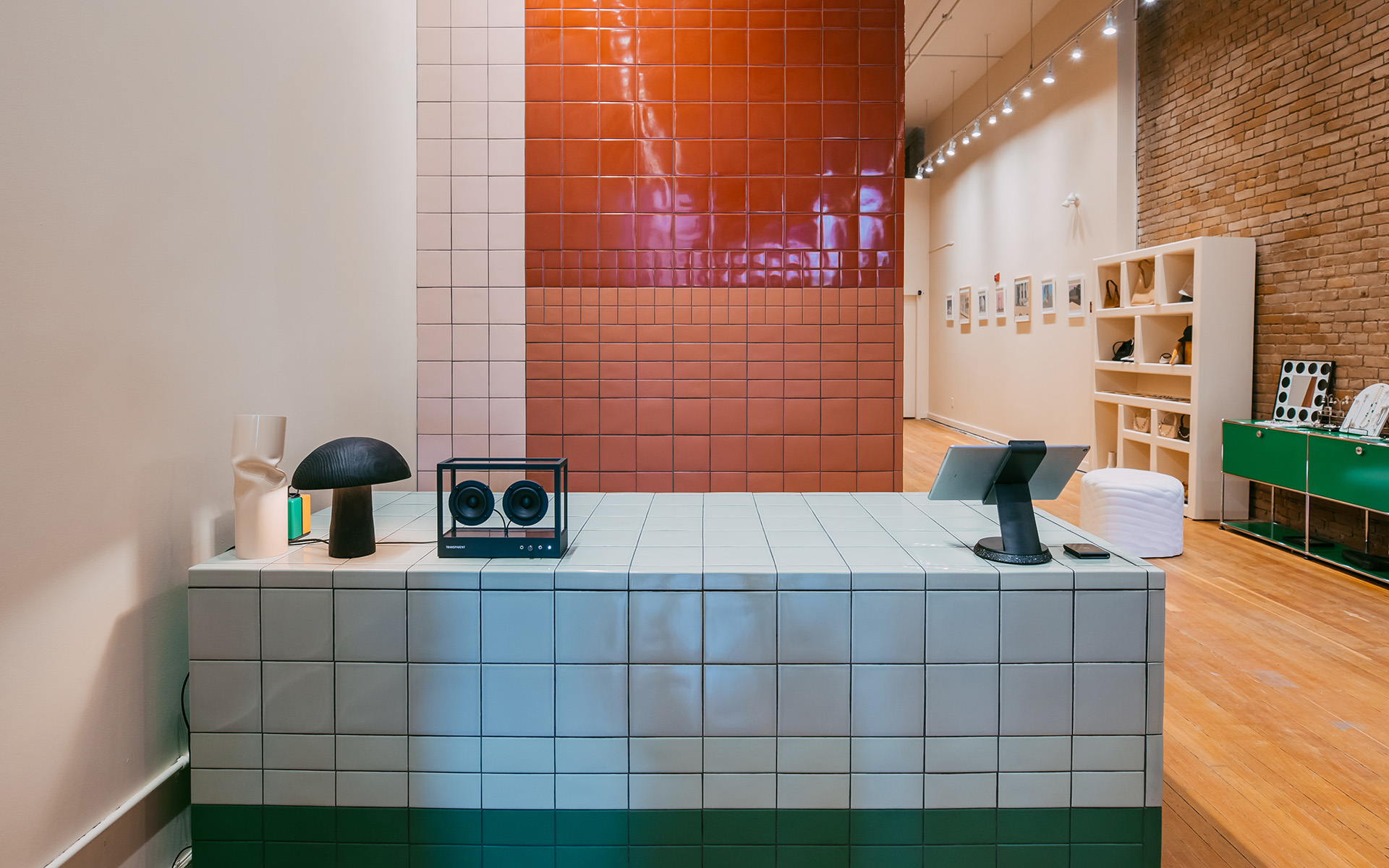 Diana Qerimi Showroom | Mutina